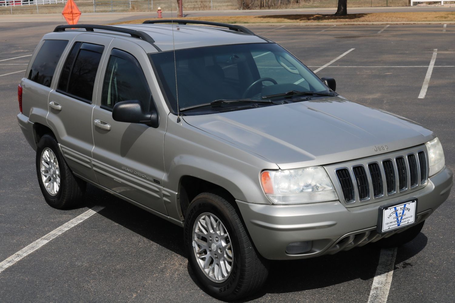2003 Jeep Grand Cherokee Limited | Victory Motors of Colorado