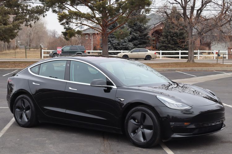 2018 Tesla Model 3 Standard | Victory Motors of Colorado