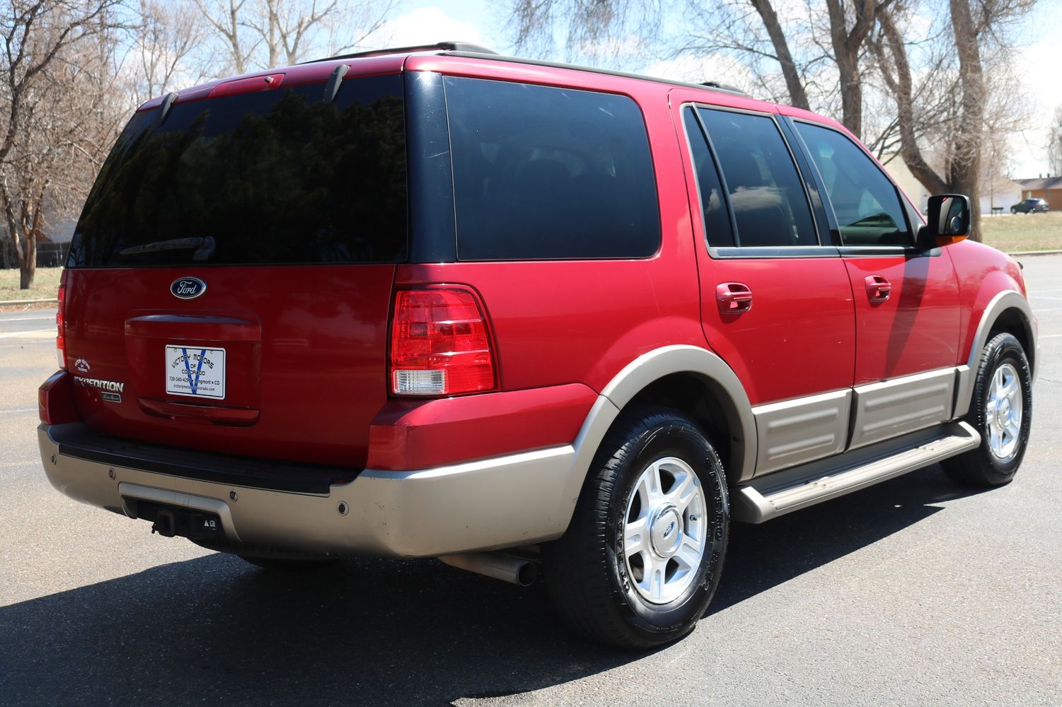 2004 Ford Expedition Eddie Bauer | Victory Motors of Colorado