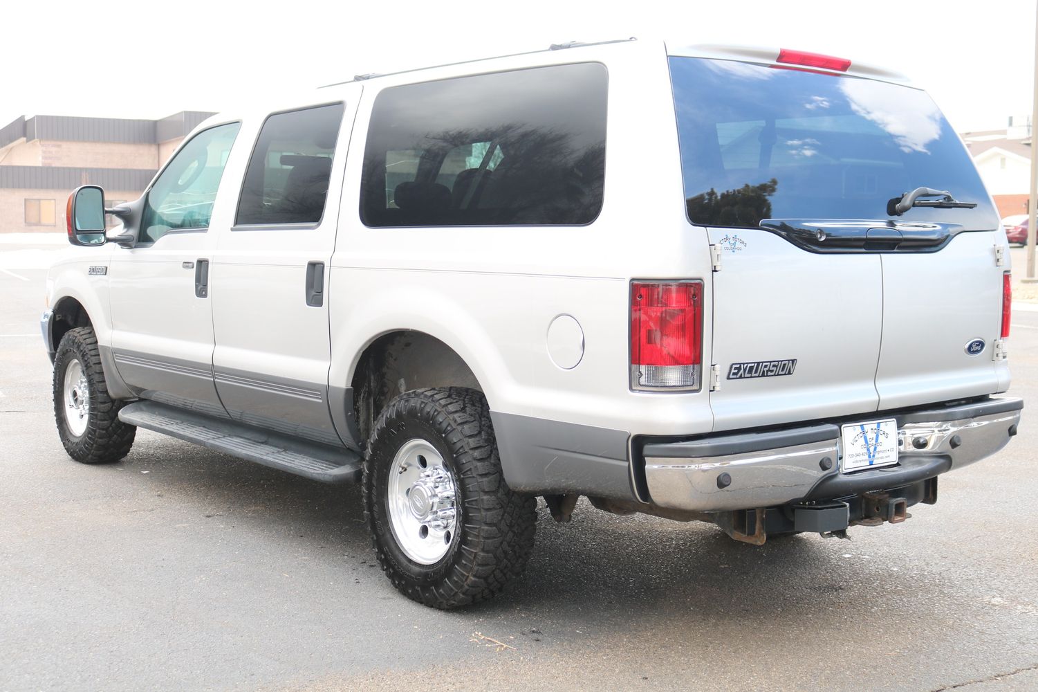 2004 Ford Excursion XLT | Victory Motors of Colorado