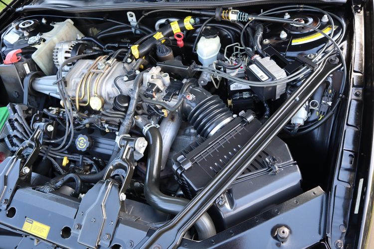 2000 Pontiac Grand Prix GTP | Victory Motors of Colorado