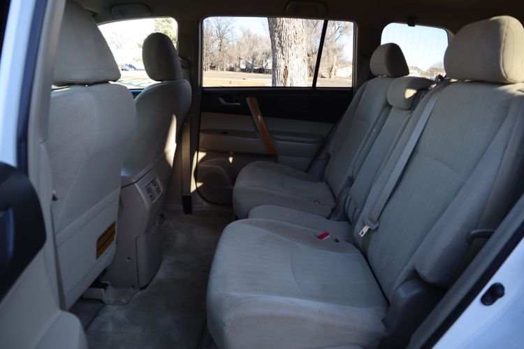 2008 Toyota Highlander Hybrid Base | Victory Motors of Colorado
