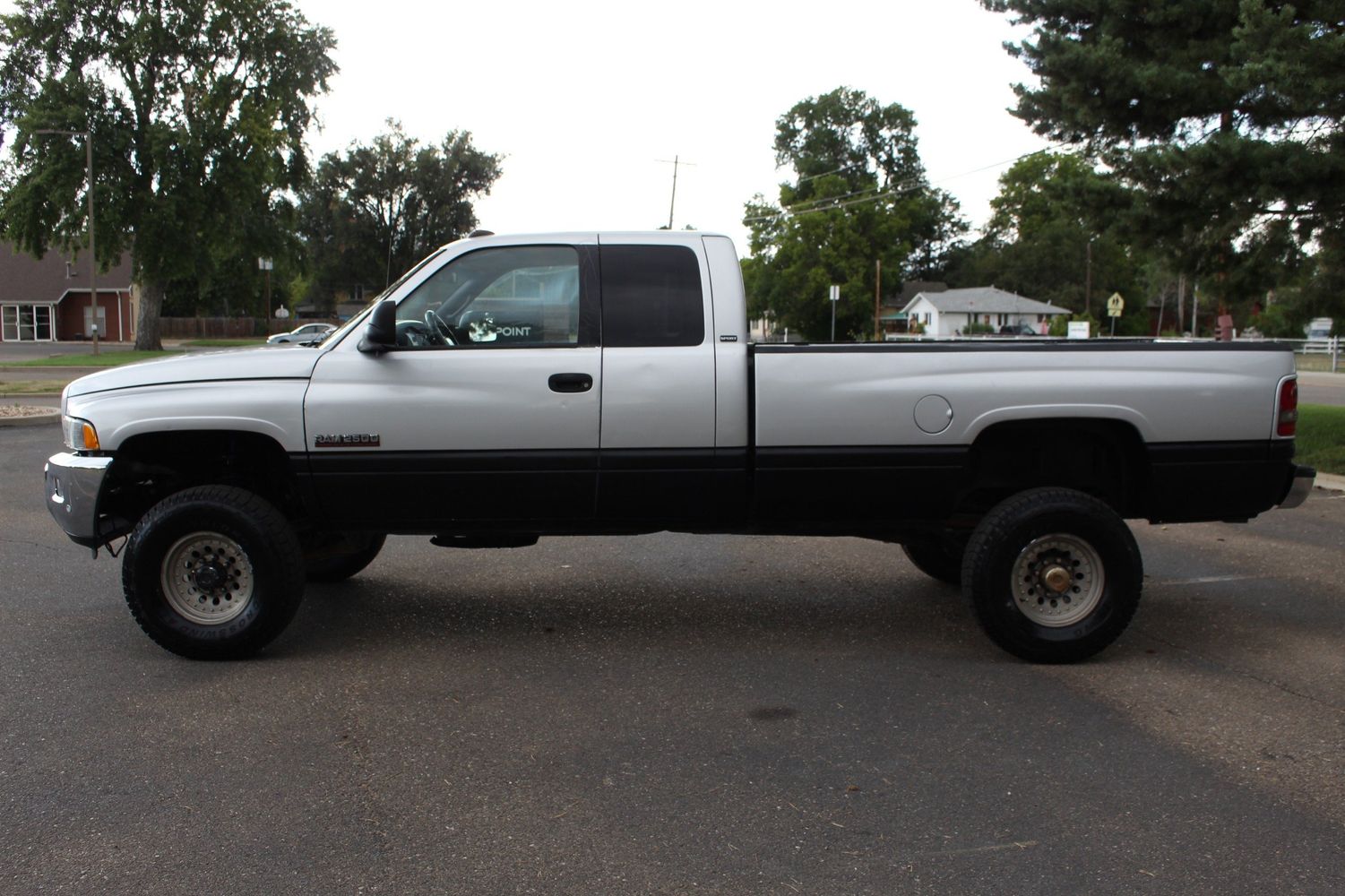 2002 Dodge Ram 2500 SLT | Victory Motors of Colorado