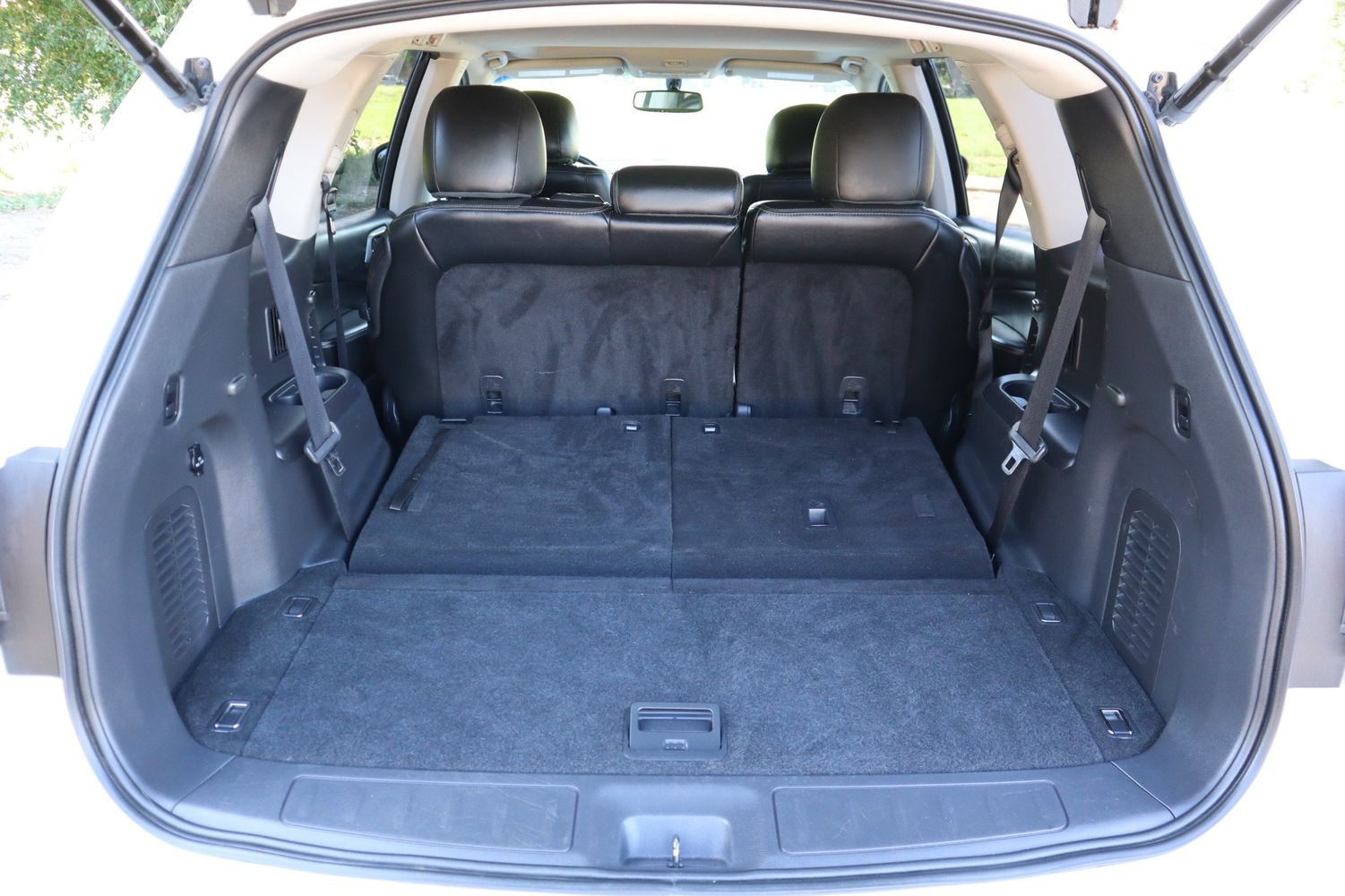 2015 Nissan Pathfinder Platinum | Victory Motors of Colorado