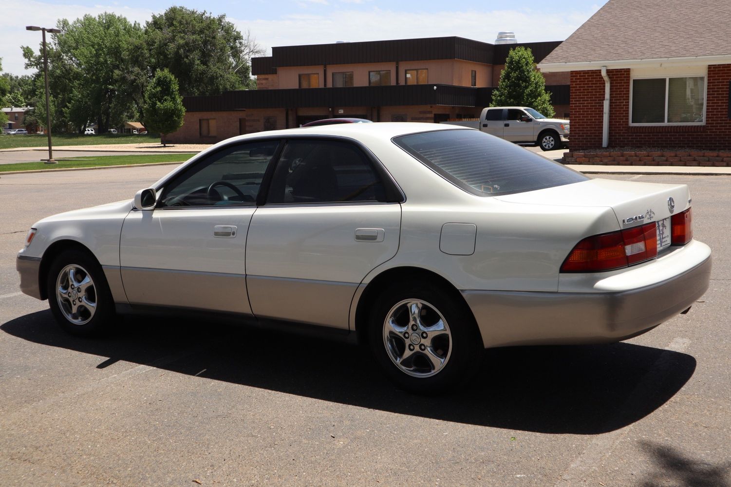1997 Lexus ES 300 Base | Victory Motors of Colorado