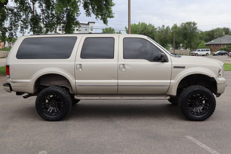 2005 Ford Excursion Limited | Victory Motors of Colorado