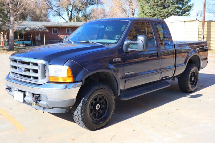 2001 Ford F-250 Super Duty XLT | Victory Motors of Colorado