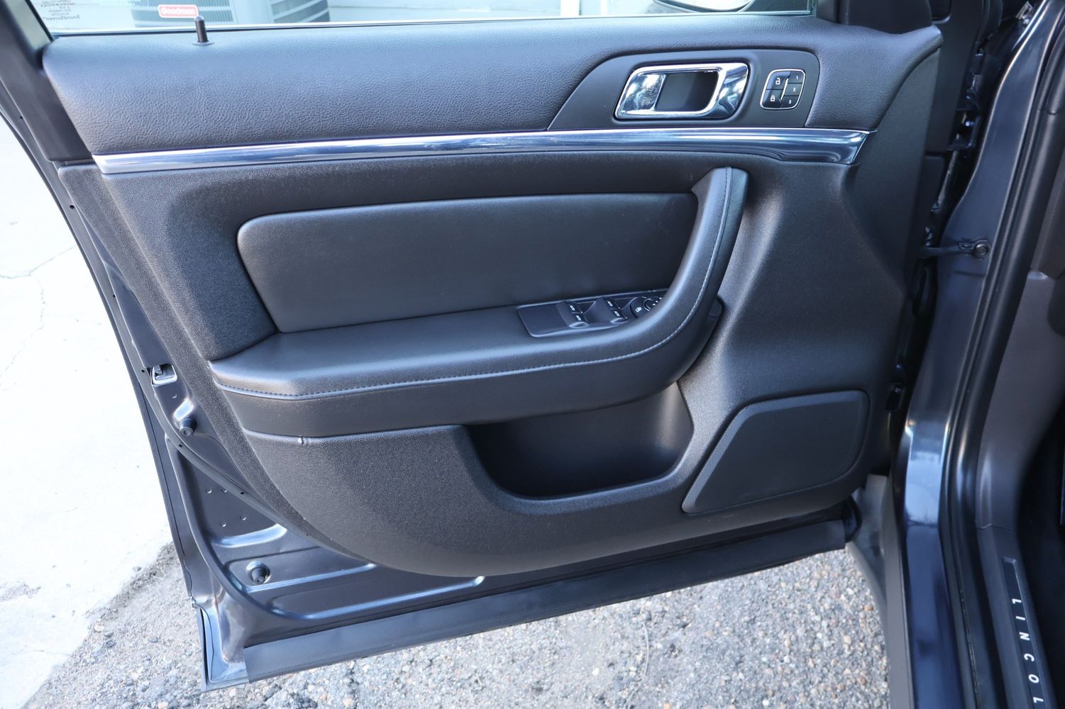 2013 Lincoln MKS EcoBoost | Victory Motors of Colorado