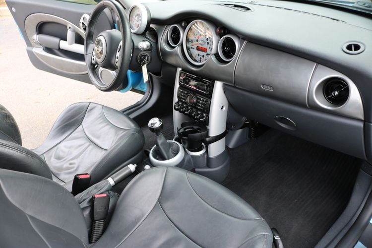 2004 MINI Cooper S | Victory Motors of Colorado