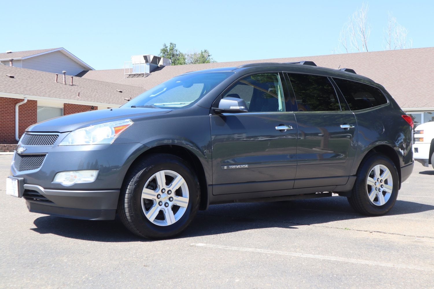 2009 Chevrolet Traverse LT | Victory Motors of Colorado