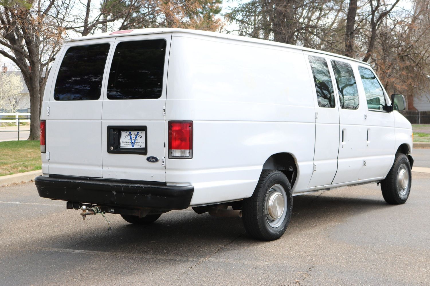2000 Ford E-250 Extended | Victory Motors of Colorado