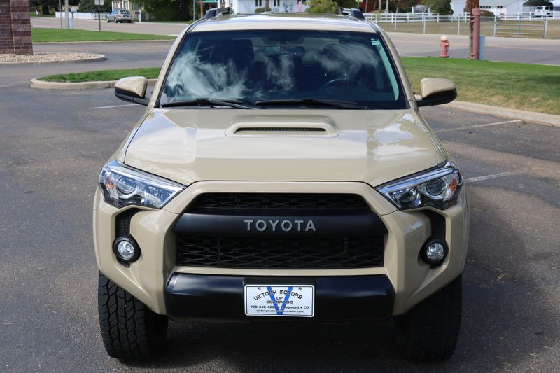 2016 Toyota 4Runner Photos