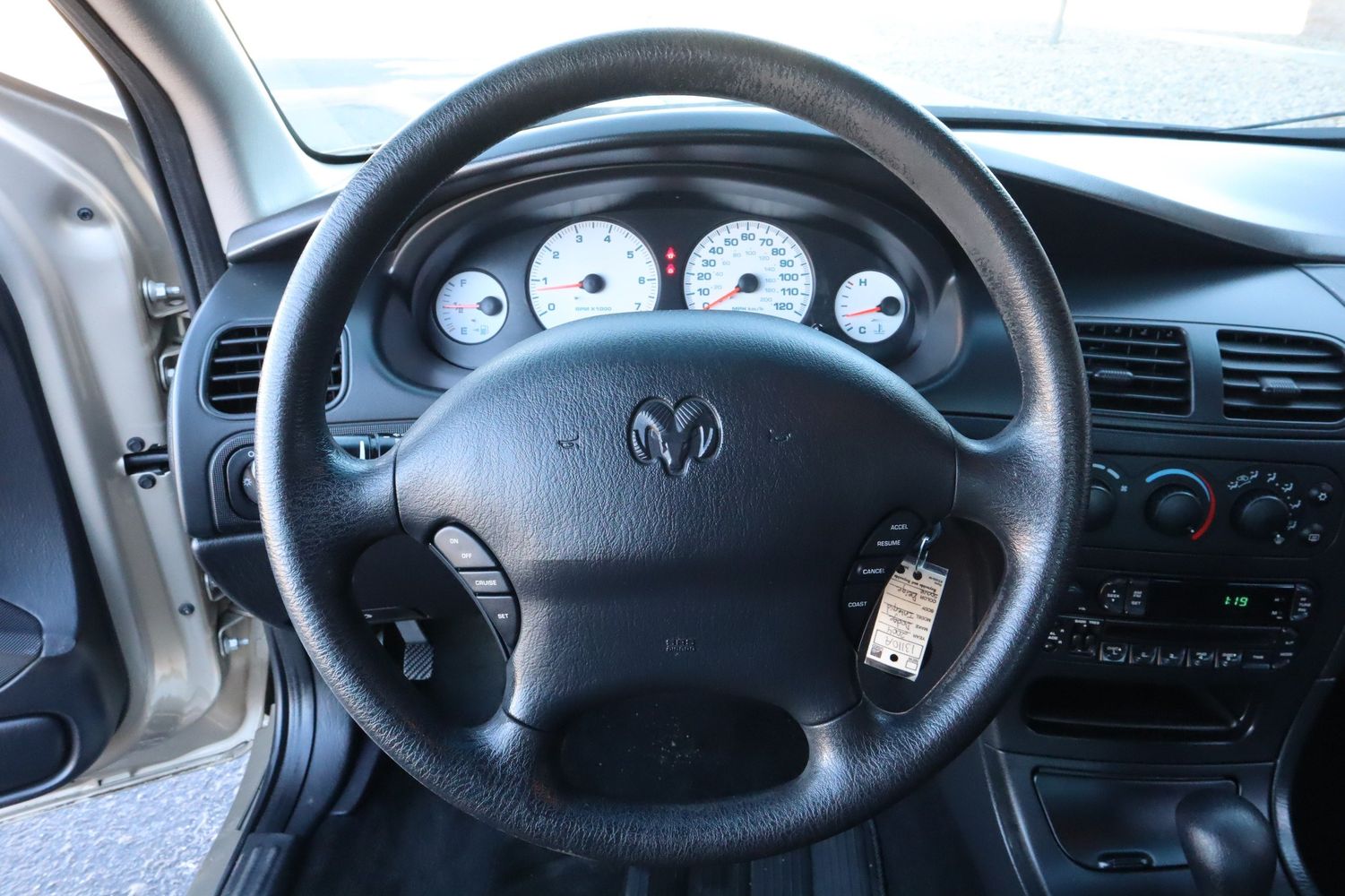 2004 Dodge Intrepid SE | Victory Motors of Colorado