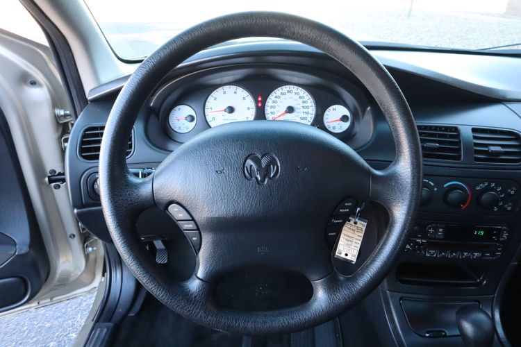 2004 Dodge Intrepid SE | Victory Motors of Colorado