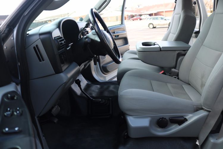 2006 Ford F-250 Super Duty XL | Victory Motors of Colorado