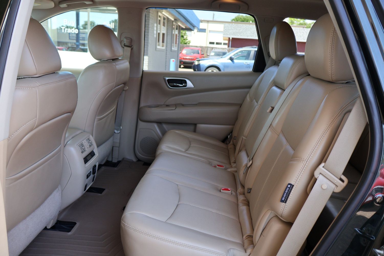 2019 Nissan Pathfinder Platinum | Victory Motors of Colorado