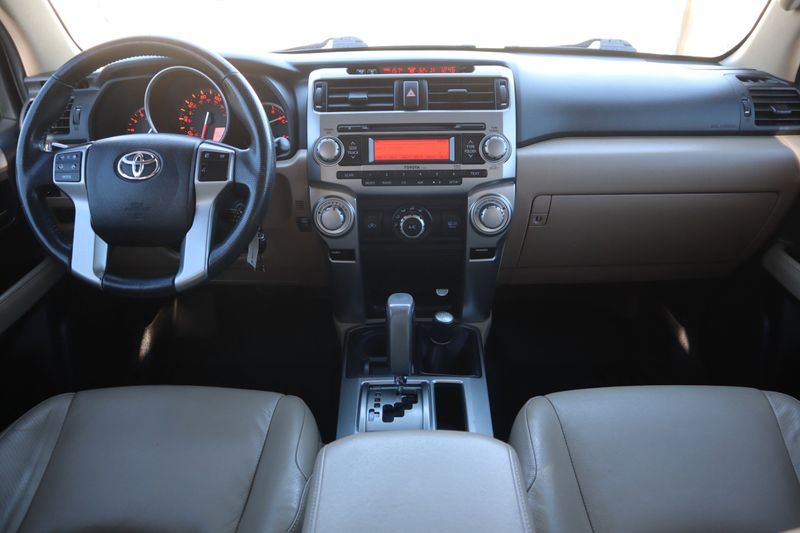 2011 Toyota 4Runner Photos