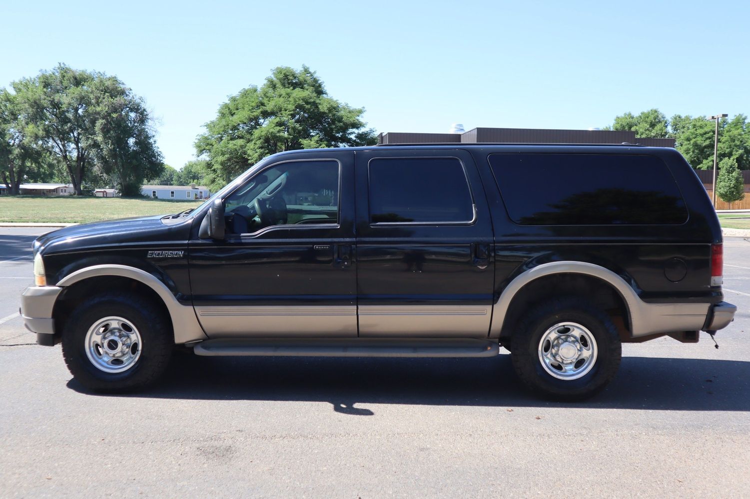 2003 Ford Excursion Eddie Bauer | Victory Motors of Colorado