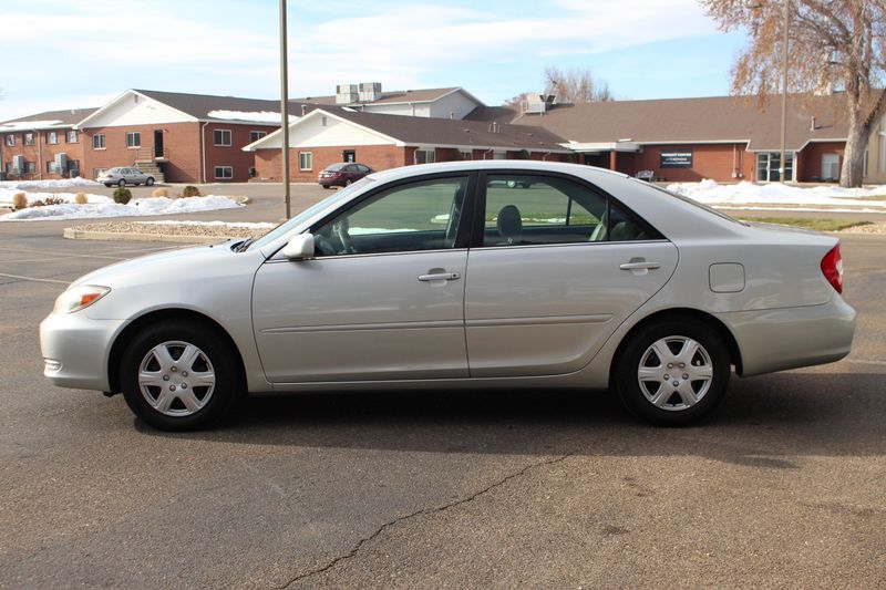 2003 Toyota Camry Photos