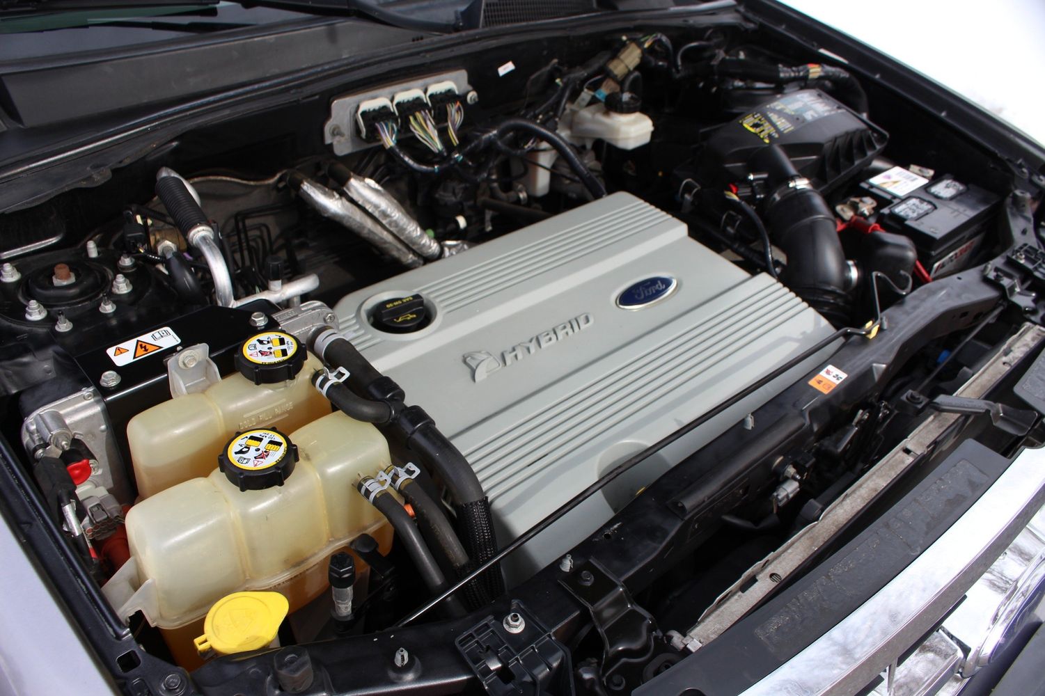 2008 Ford Escape Hybrid | Victory Motors of Colorado
