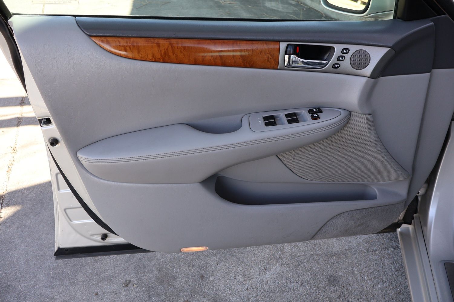 2006 Lexus ES 330 Base | Victory Motors of Colorado