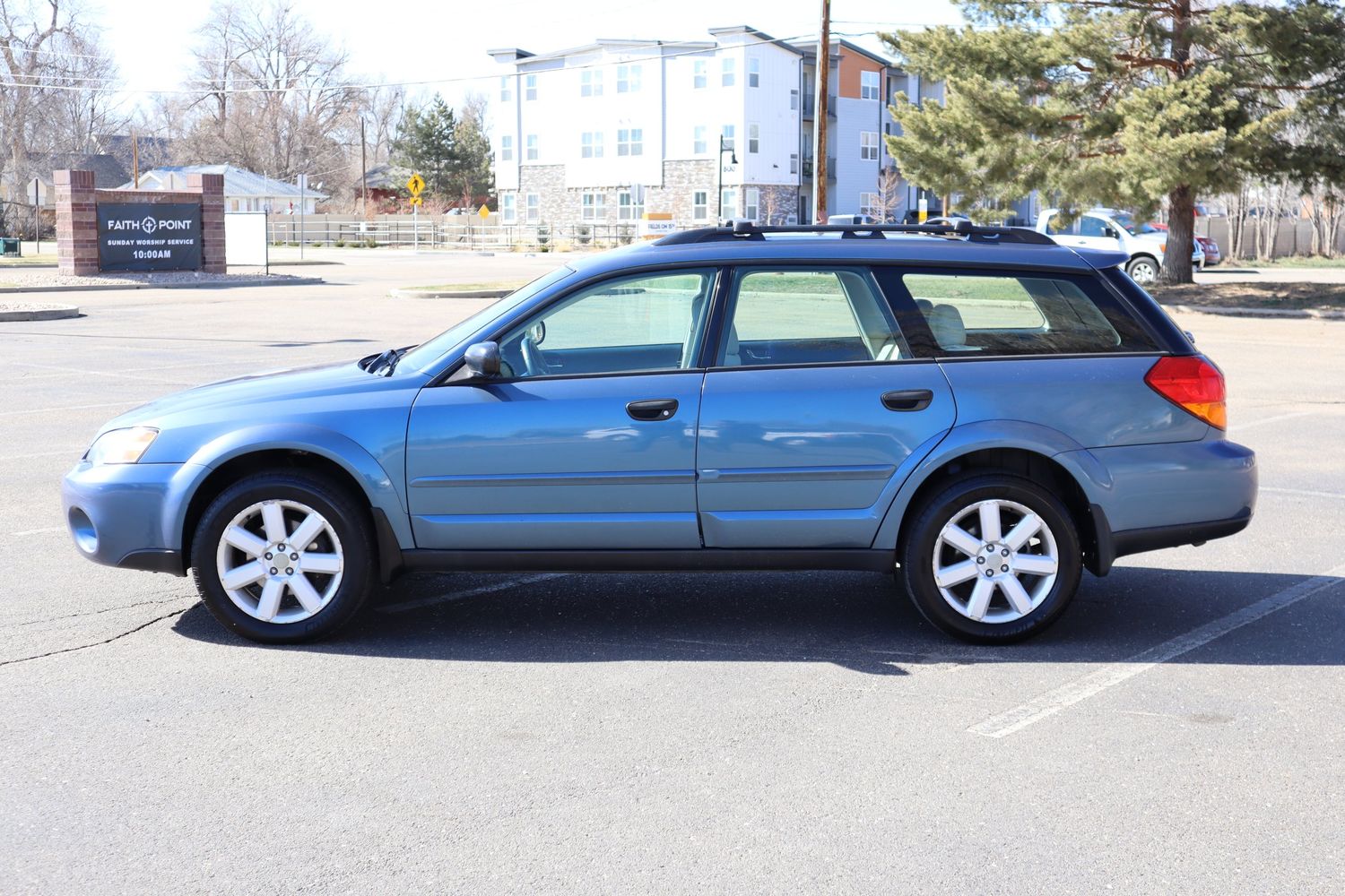2006 Subaru Outback 2.5i | Victory Motors of Colorado