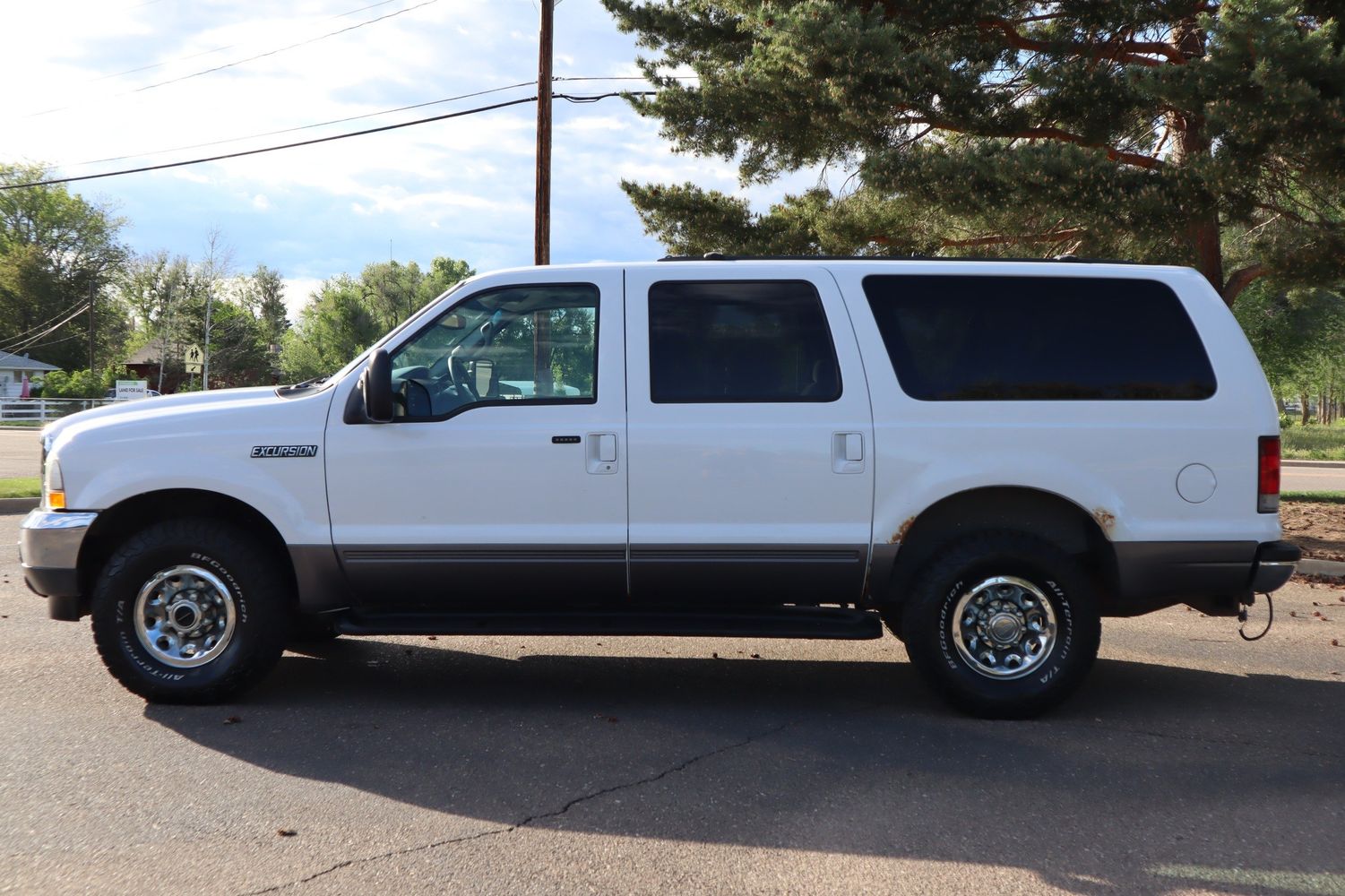 2002 Ford Excursion XLT | Victory Motors of Colorado
