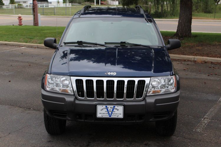 2002 Jeep Grand Cherokee Laredo | Victory Motors of Colorado