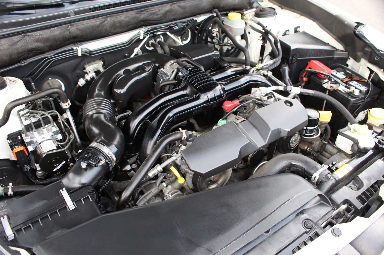 2013 Subaru Outback 2.5i Premium | Victory Motors of Colorado