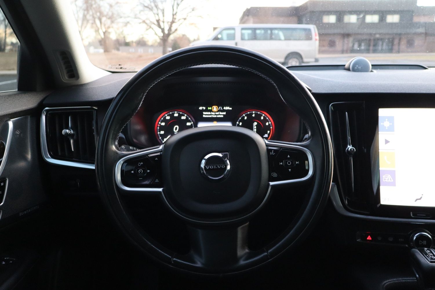 2017 Volvo S90 (DISABLED)! T6 Momentum | Victory Motors of Colorado