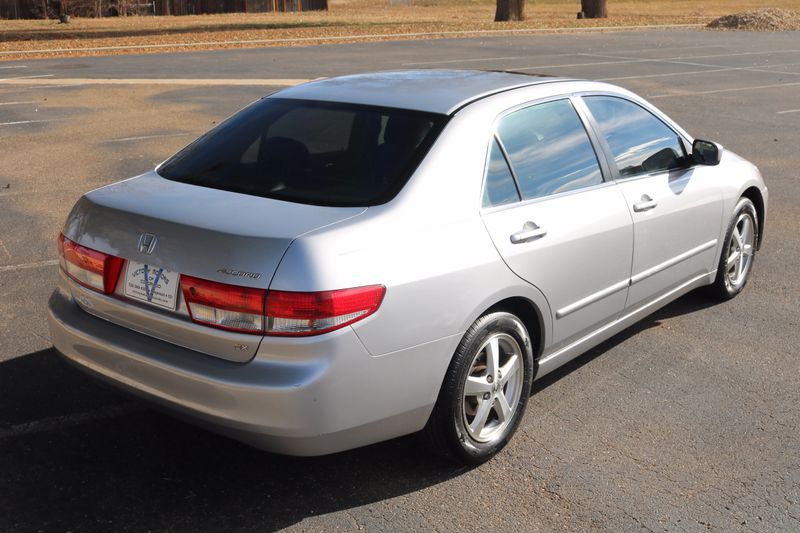 2004 Honda Accord Photos