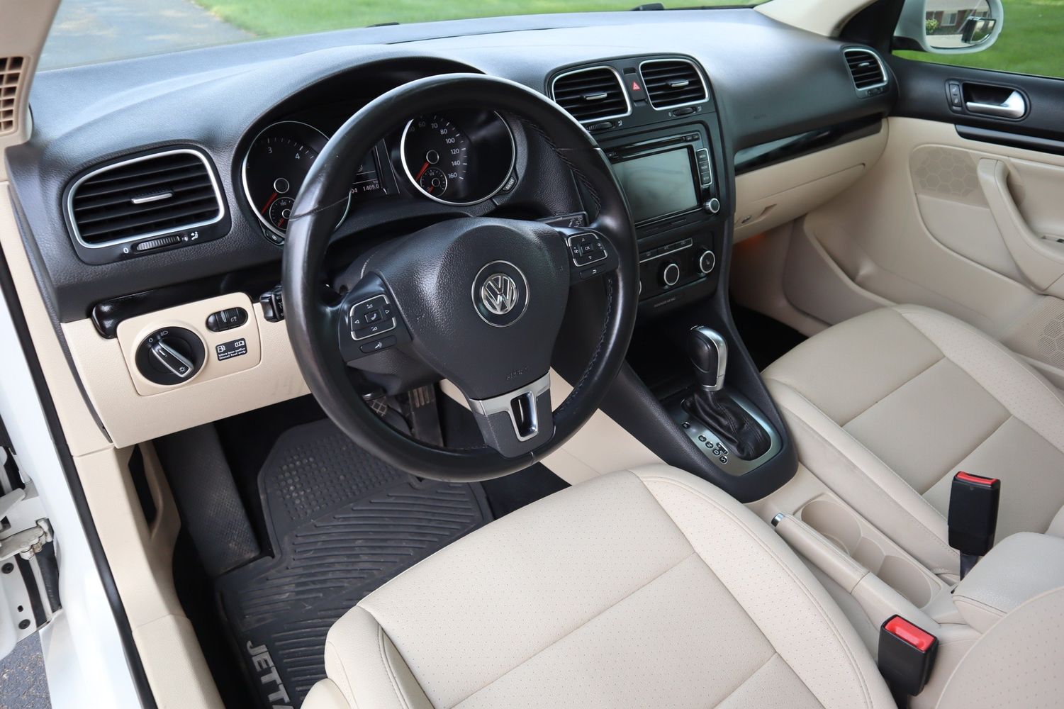 2012 Volkswagen Jetta SportWagen TDI | Victory Motors of Colorado