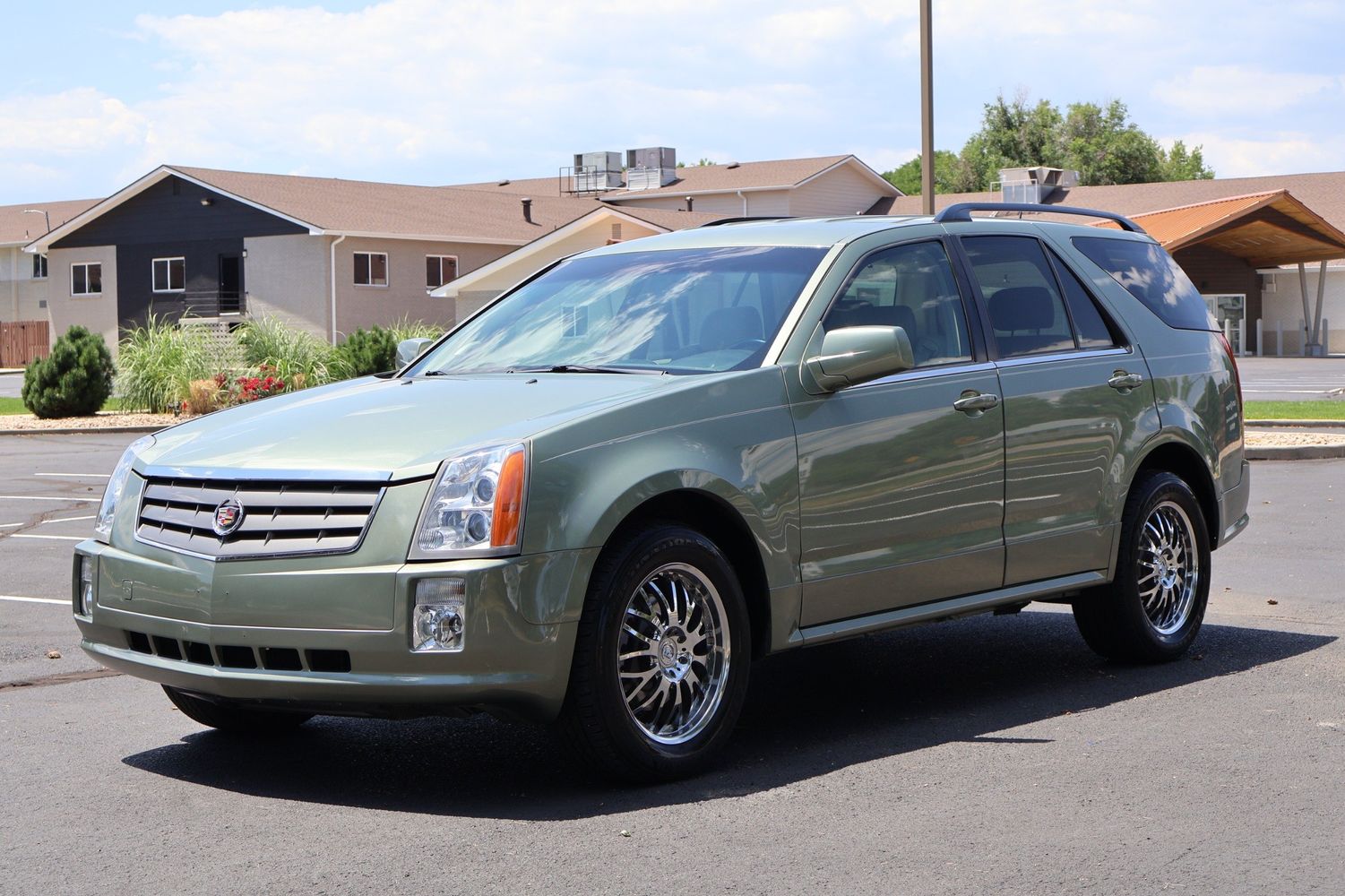 2004 Cadillac SRX Base | Victory Motors of Colorado
