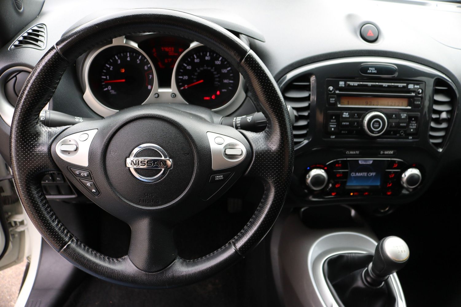 2011 Nissan JUKE SV | Victory Motors of Colorado