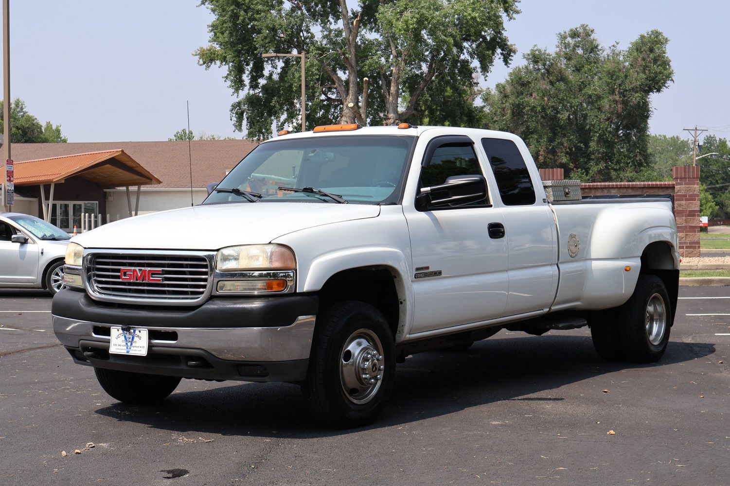 2001 GMC Sierra 3500 SLE | Victory Motors of Colorado