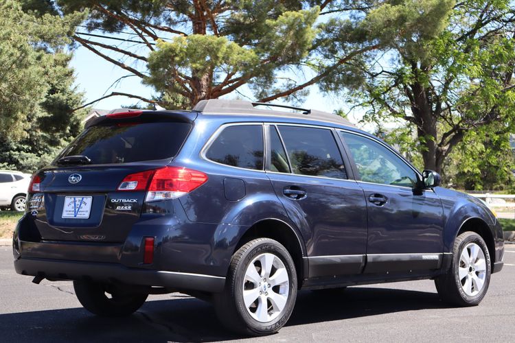 2012 Subaru Outback 2.5i Limited | Victory Motors of Colorado