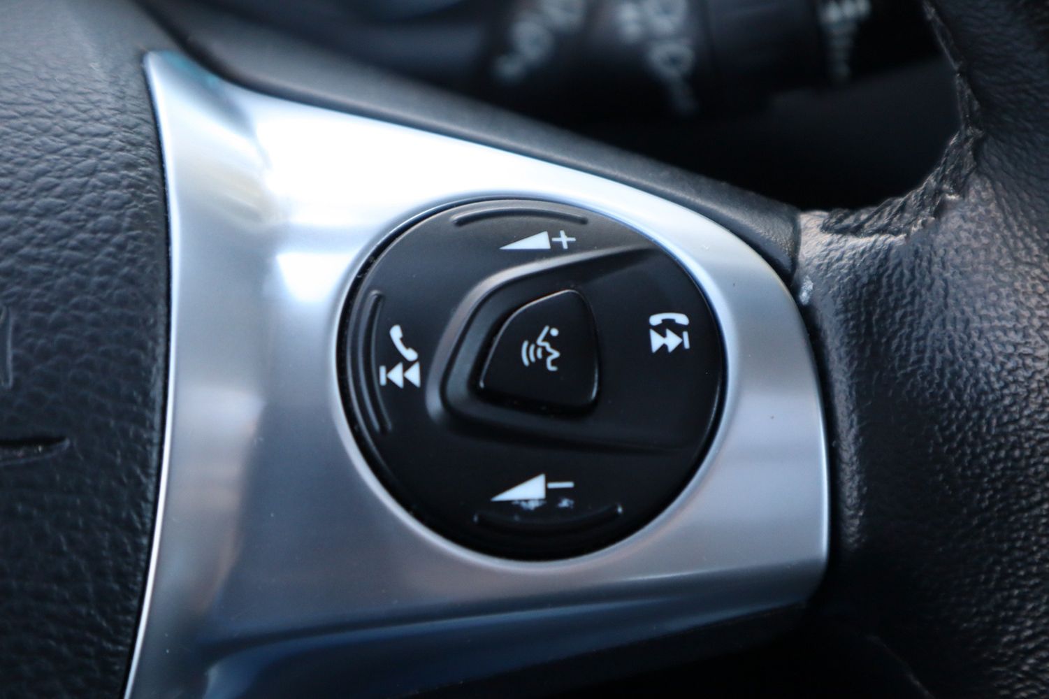 2016 Ford Escape Titanium | Victory Motors of Colorado