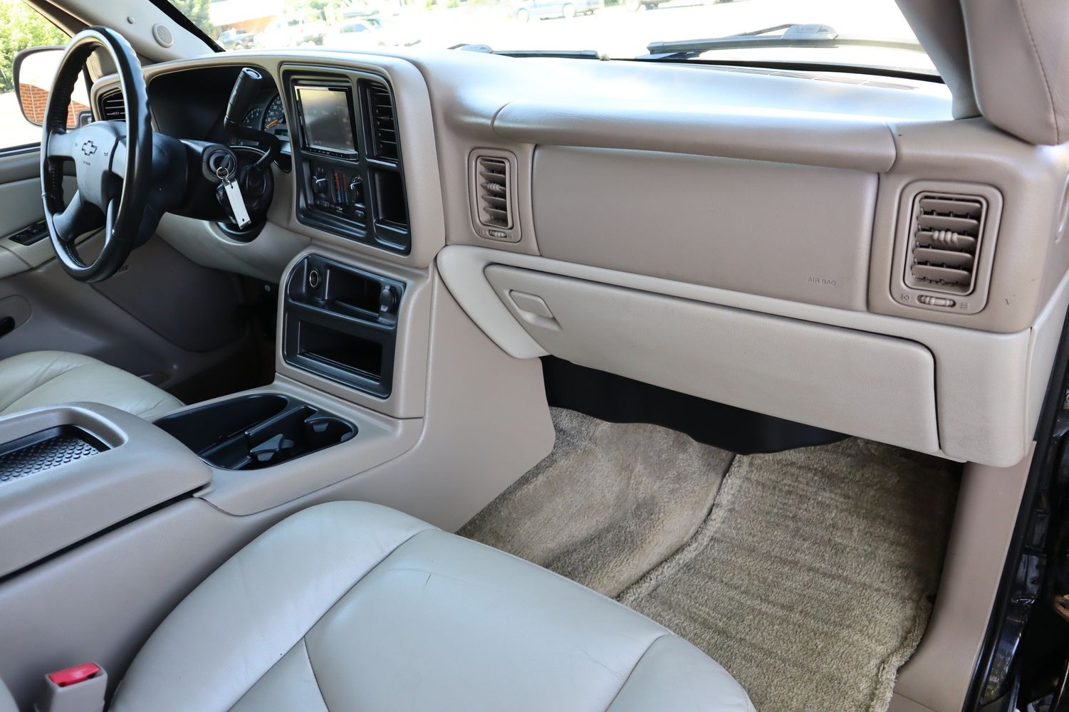 2003 Chevrolet Suburban 2500 LS | Victory Motors of Colorado