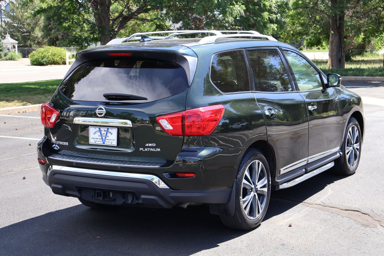2019 Nissan Pathfinder Platinum | Victory Motors of Colorado