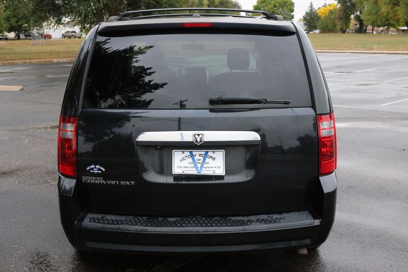 2008 Dodge Grand Caravan Photos