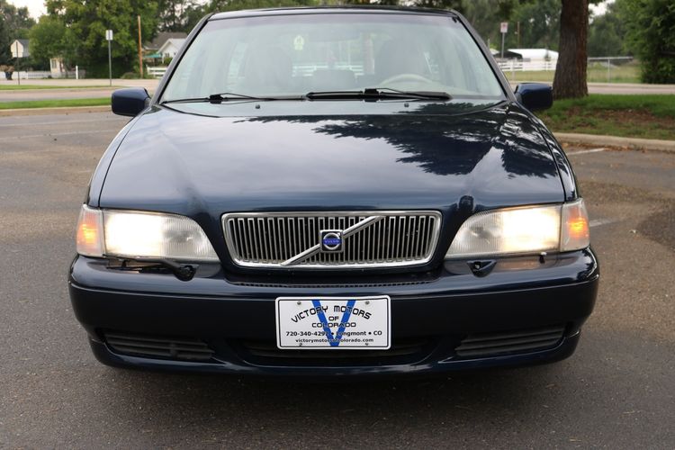 2000 Volvo V70 | Victory Motors of Colorado
