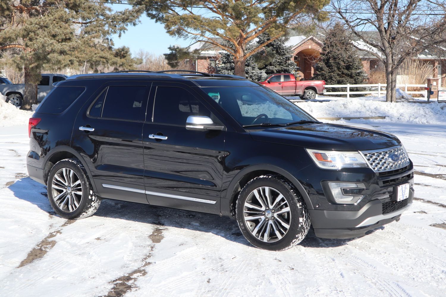 2017 Ford Explorer Platinum | Victory Motors of Colorado