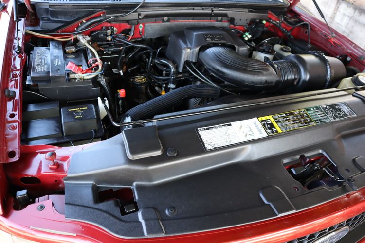 2002 Ford F-150 Lariat | Victory Motors of Colorado