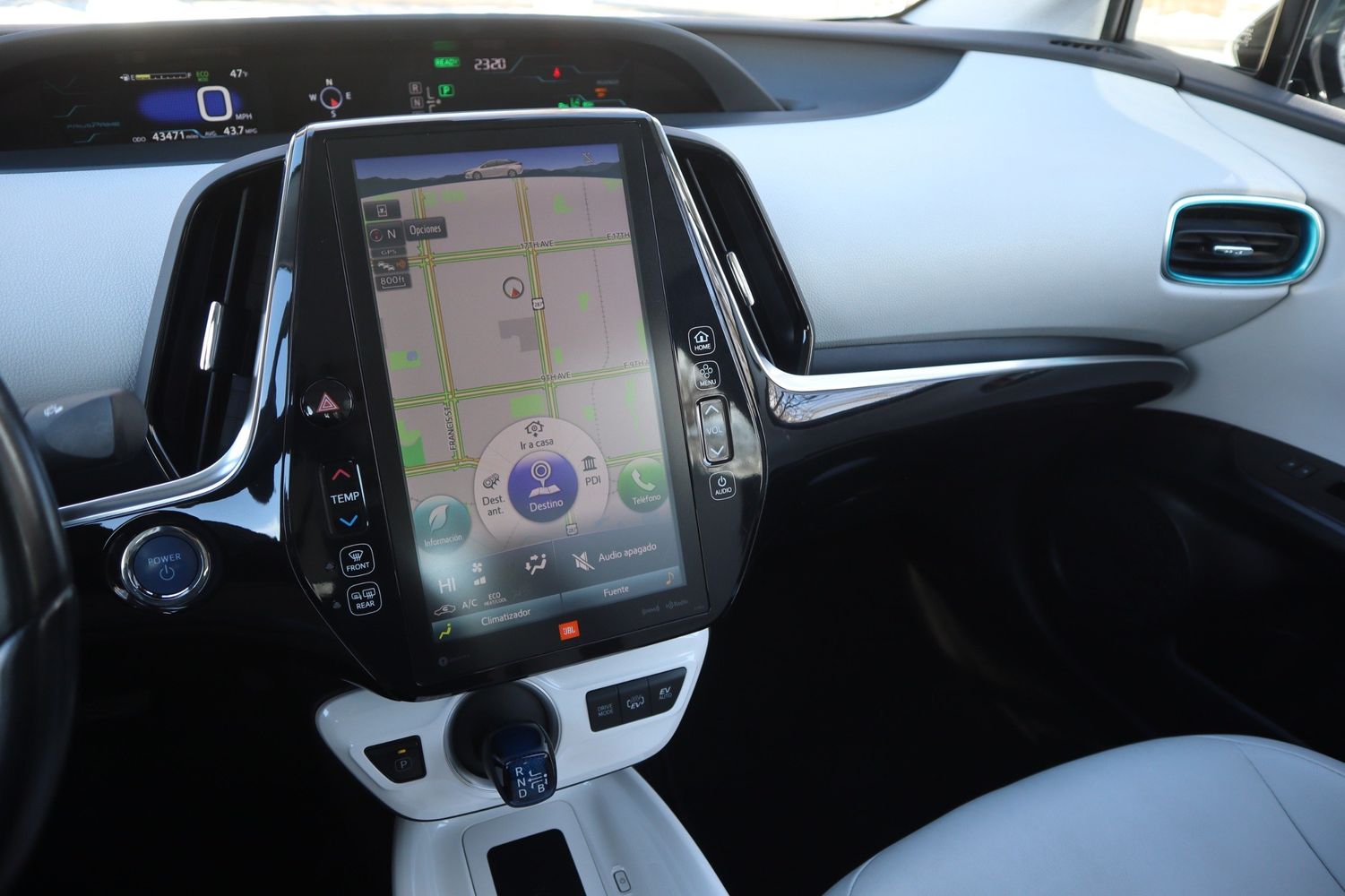 2018 Toyota Prius Prime Plus | Victory Motors of Colorado