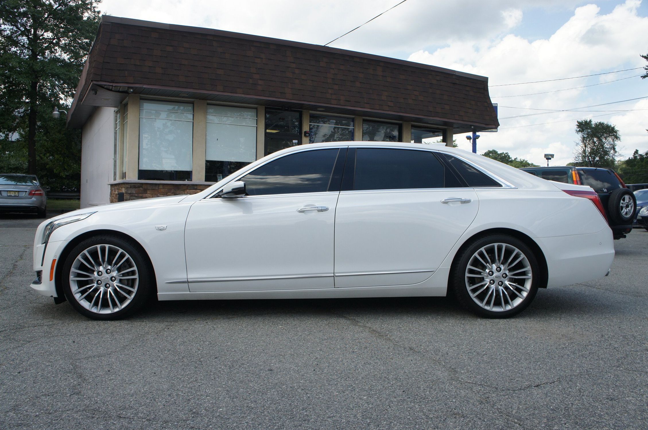 2016 Cadillac CT6 3.6L Premium Luxury | Zoom Auto Group - Used Cars New ...