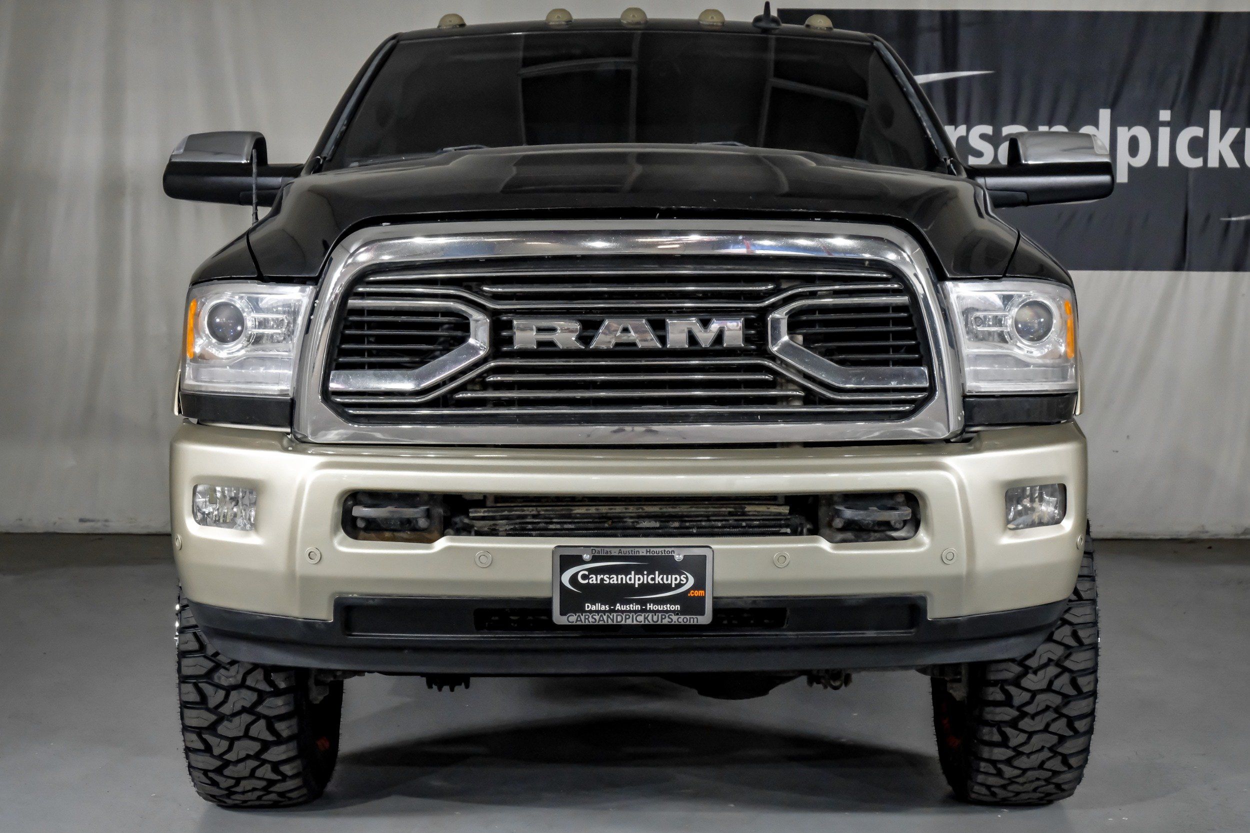 2018 Ram 3500 Laramie Longhorn - Carsandpickups.com