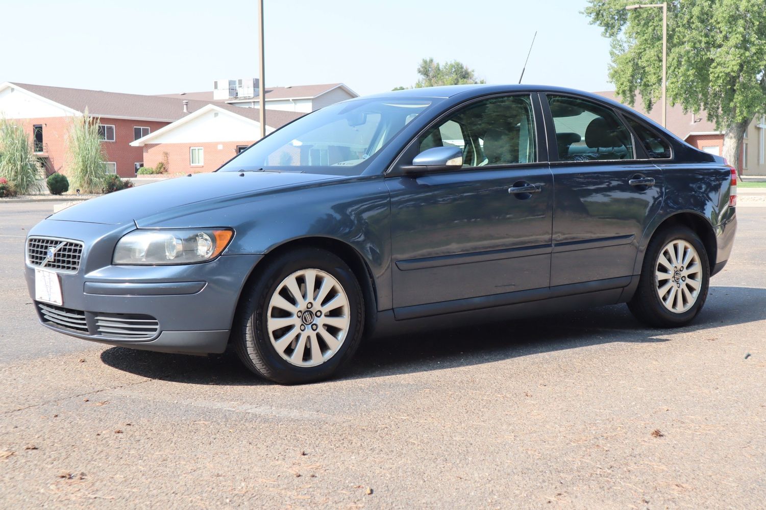 2005 Volvo S40 2.4i | Victory Motors of Colorado