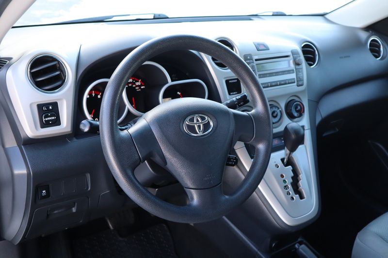 2010 Toyota Matrix Photos
