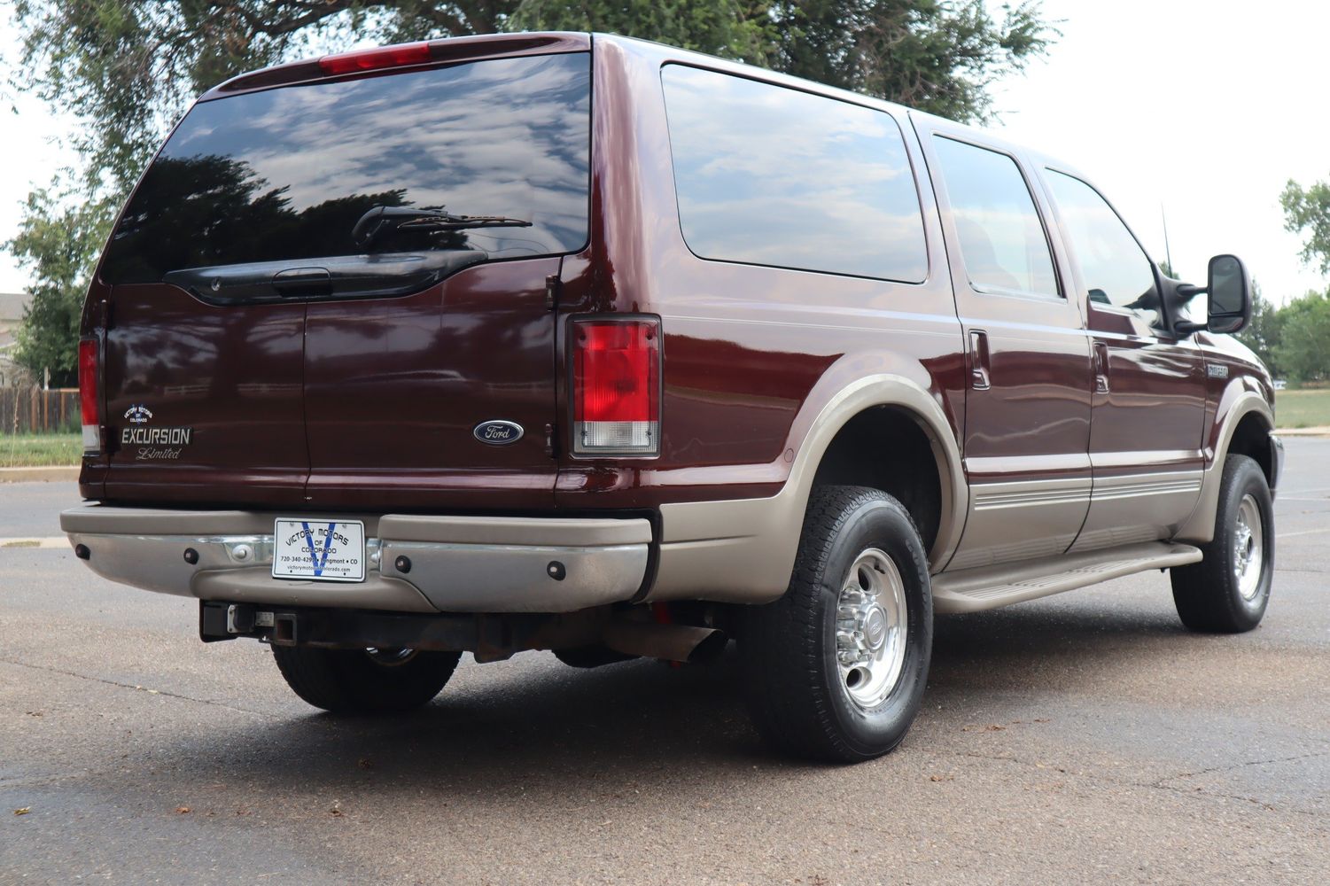2000 Ford Excursion Limited | Victory Motors of Colorado
