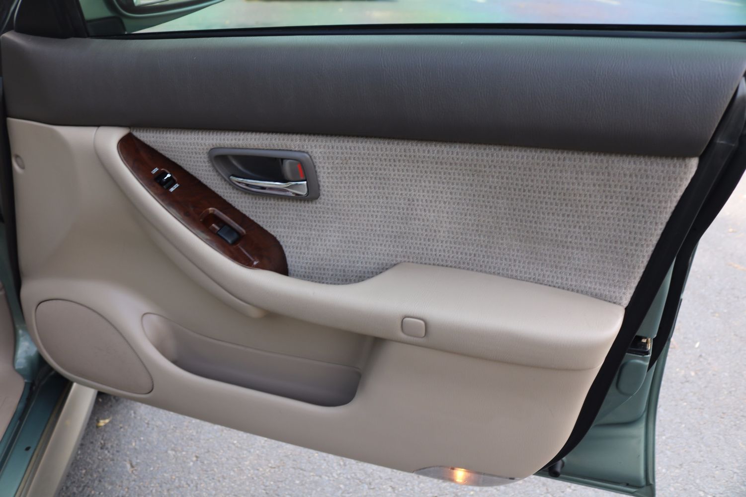 2004 Subaru Outback H6-3.0 35th Anniversary Edition | Victory Motors of ...